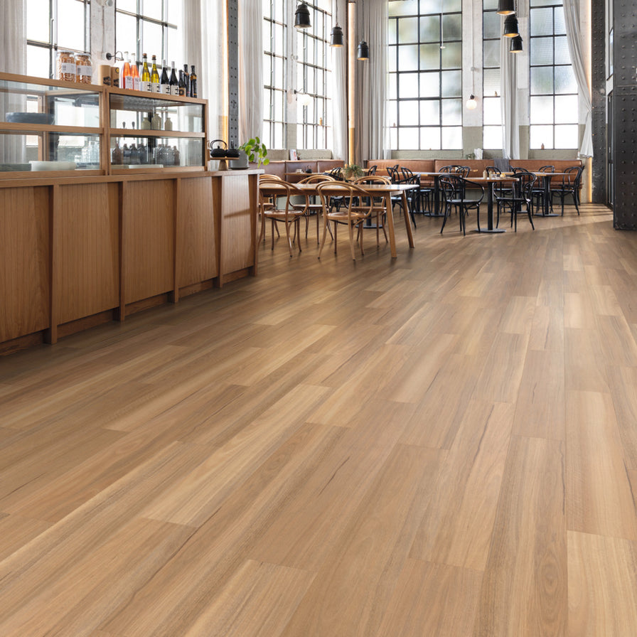 Karndean Designflooring Van Gogh River Spotted Gum Luxury Vinyl Plank ...