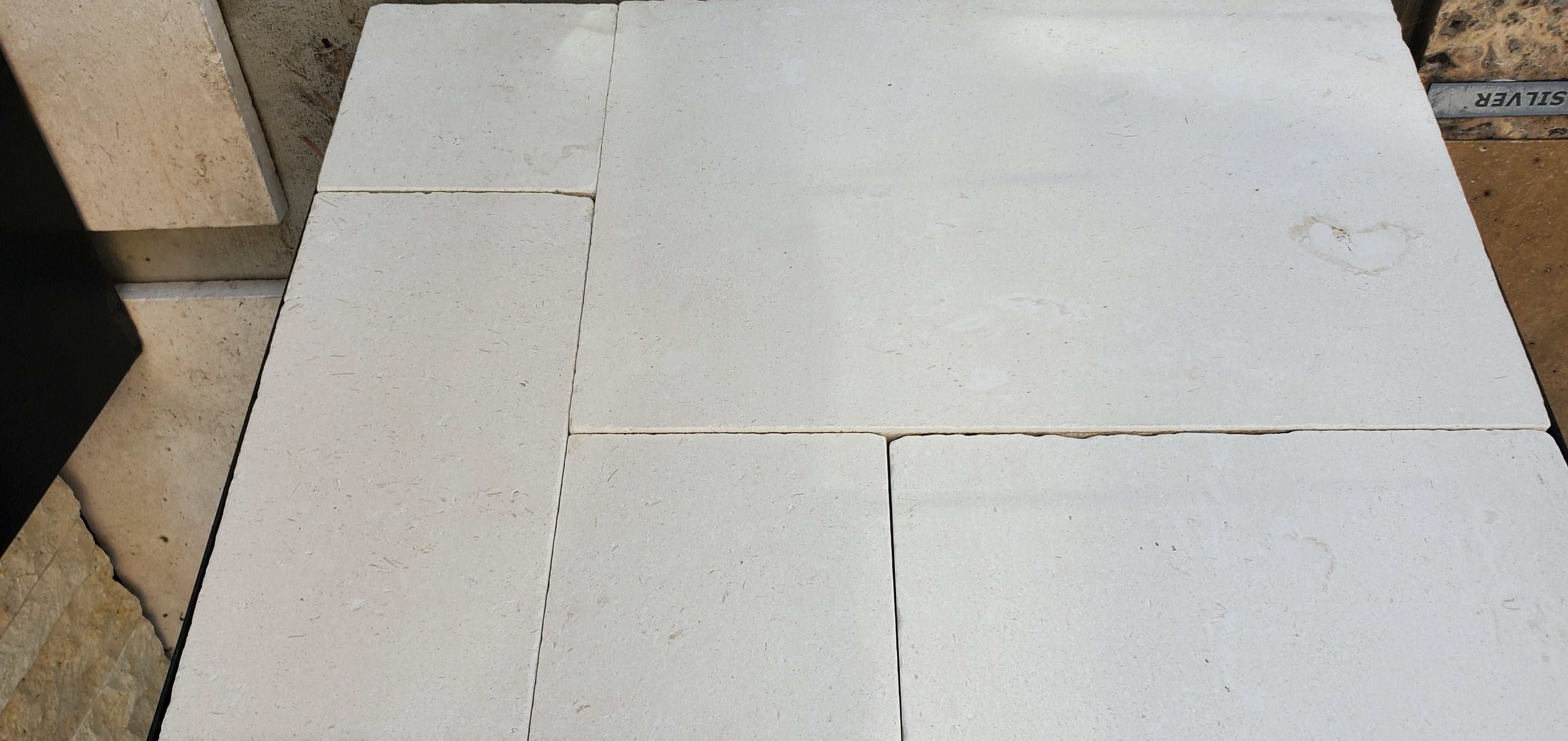 Ocean Reef Shellstone Brushed Limestone Versailles Pattern — Stone ...