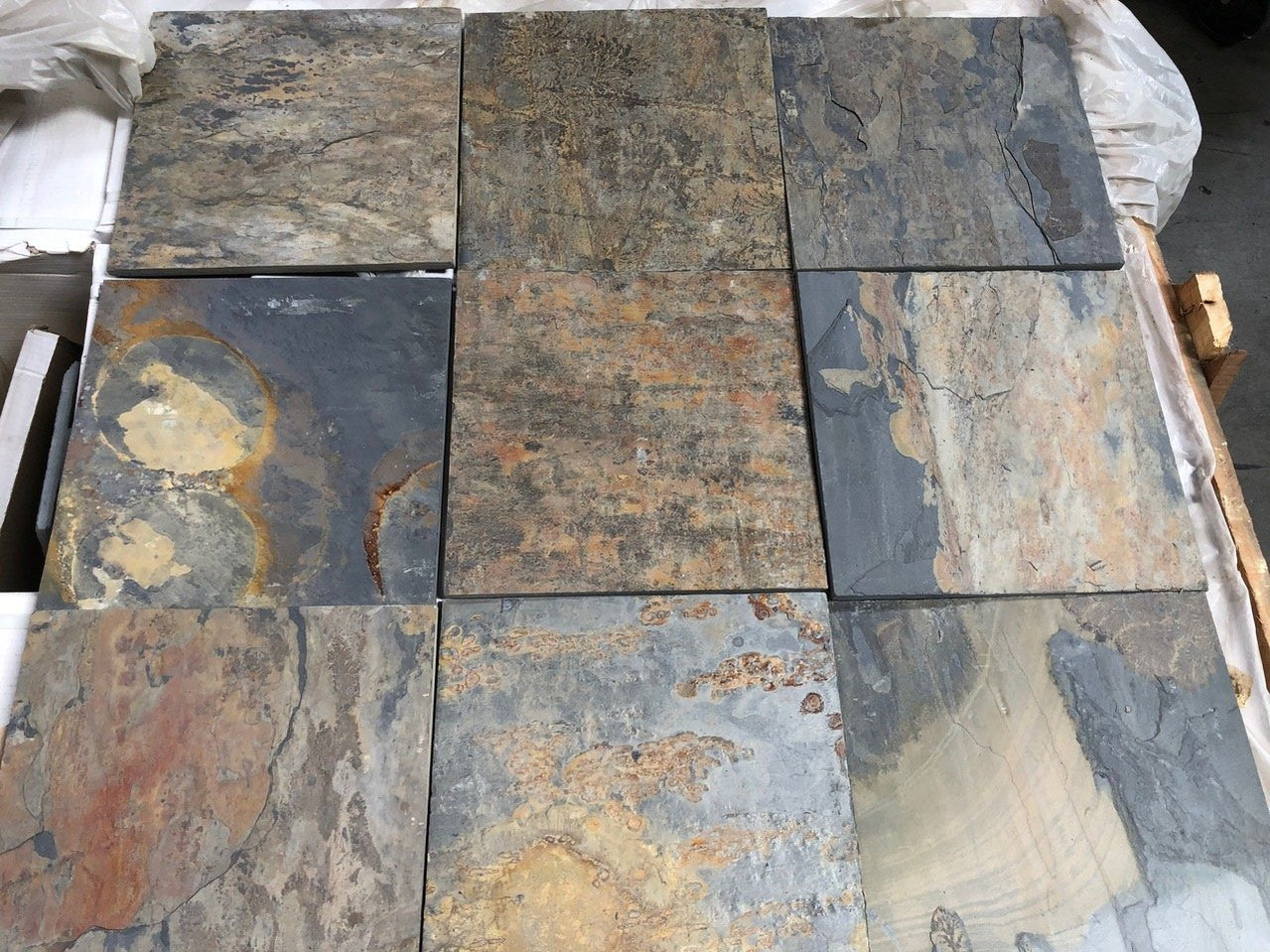 California Gold Natural Cleft Face, Gauged Back Slate Tile — Stone ...