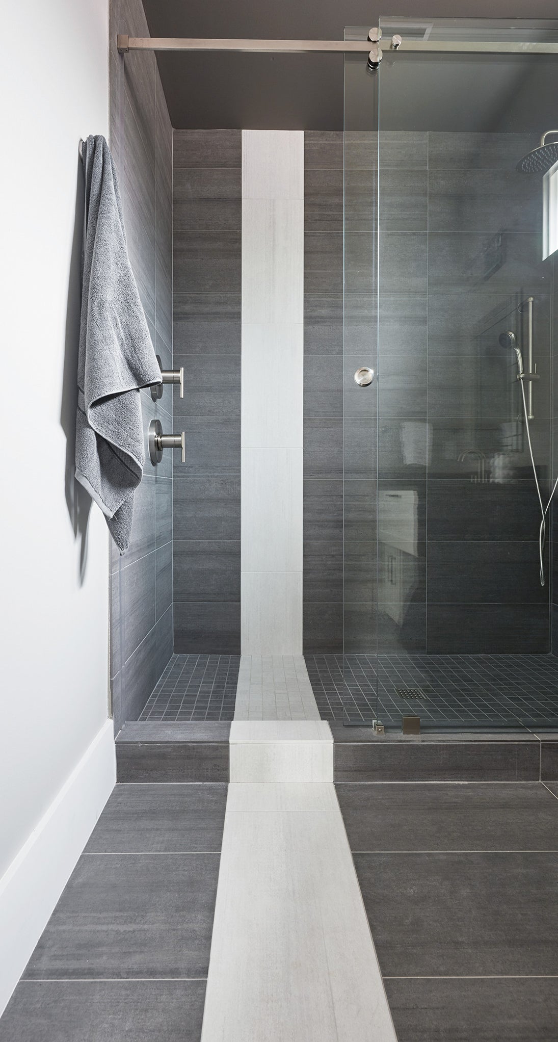 Arizona Tile Cemento Cassero Antracite Textured Porcelain Mosaic ...