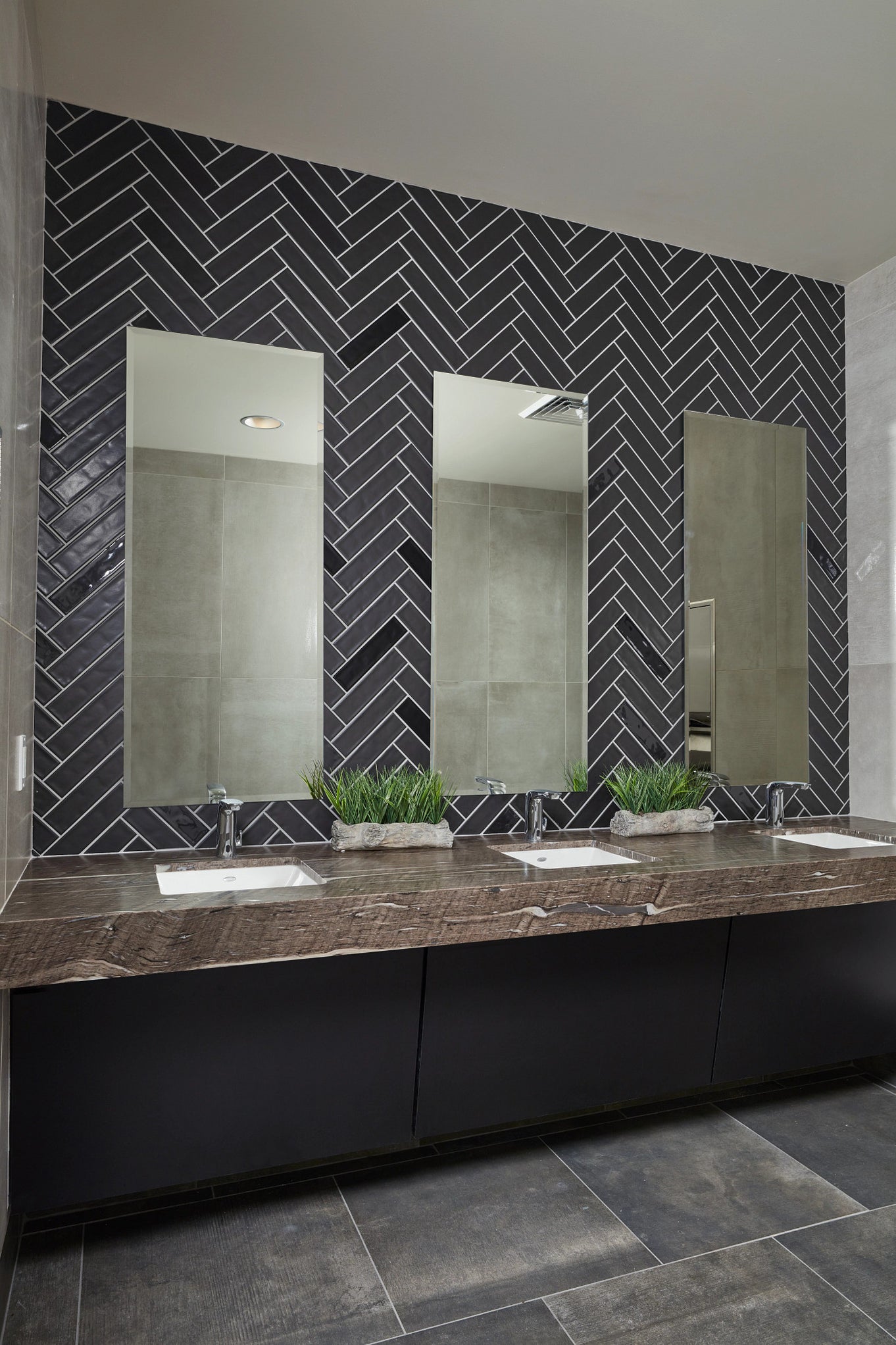 Arizona Tile Concerto Black Glossy Porcelain Tile | Lowest Price ...