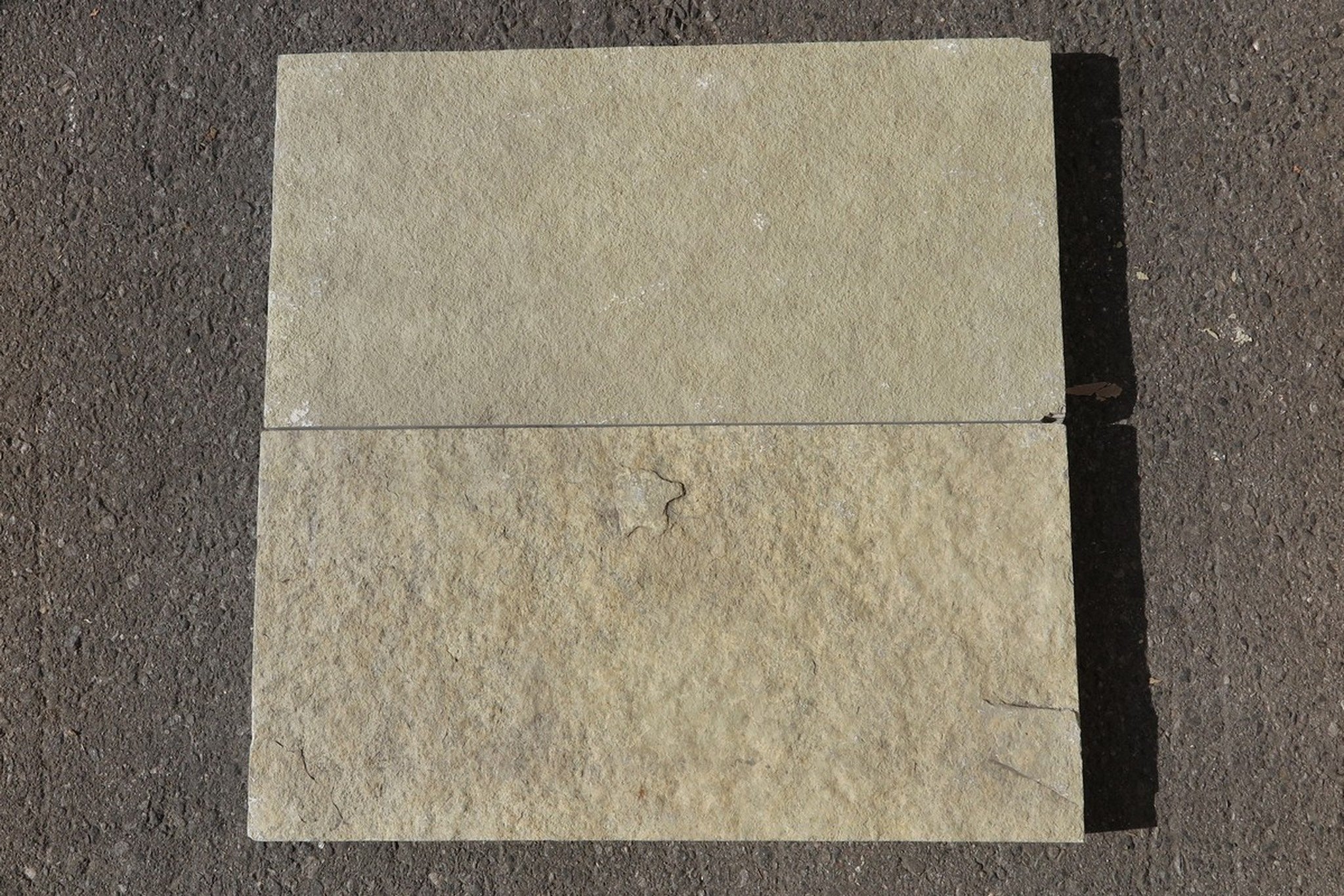 French Vanilla Natural Cleft Face, Gauged Back Limestone Tile — Stone ...