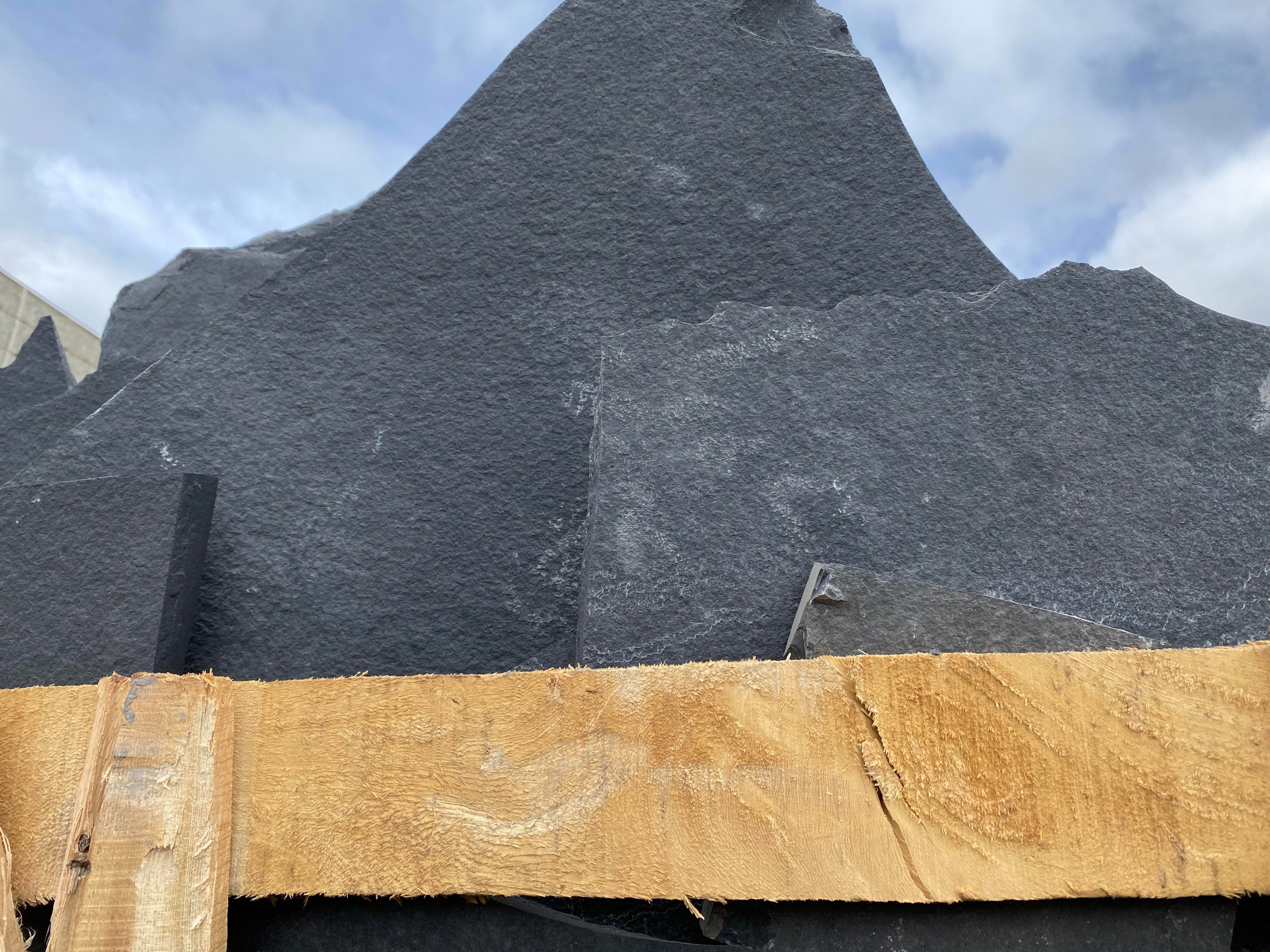 Lime Black Natural Cleft Face & Back Slate Flagstone | Lowest Price ...