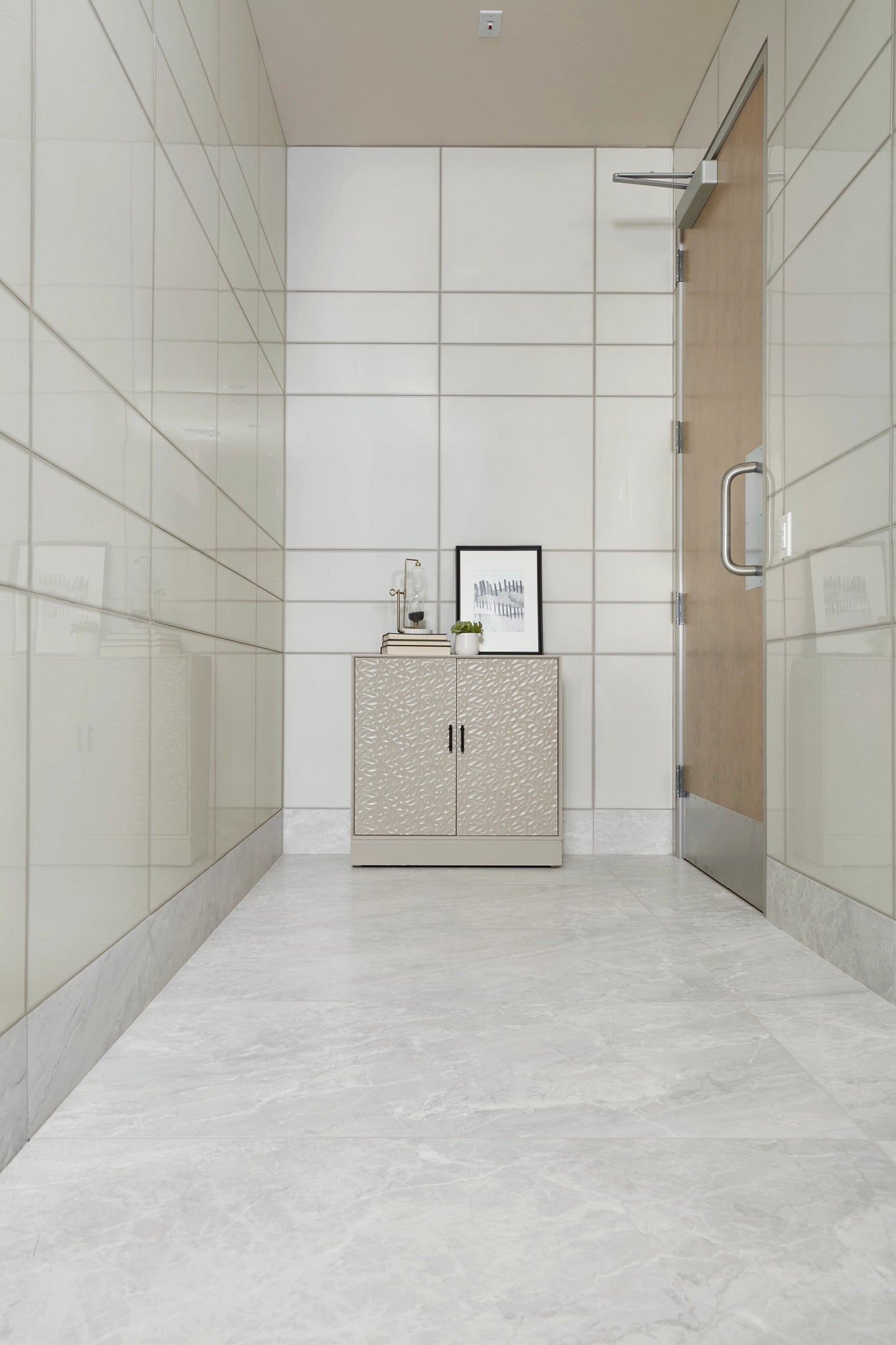 Arizona Tile Tru Marmi Silver Matte Porcelain Tile | Lowest Price ...