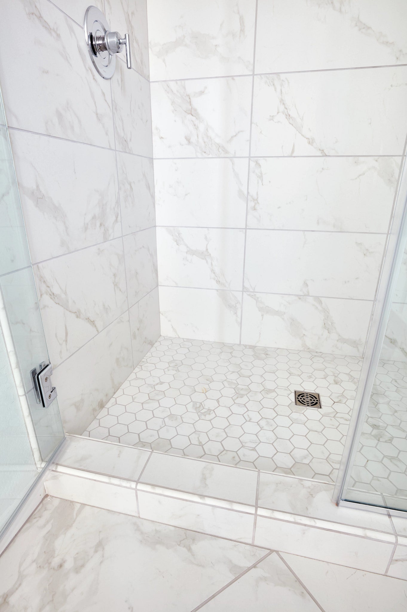 Arizona Tile Themar Venato Gold Matte Porcelain Tile | Lowest Price ...