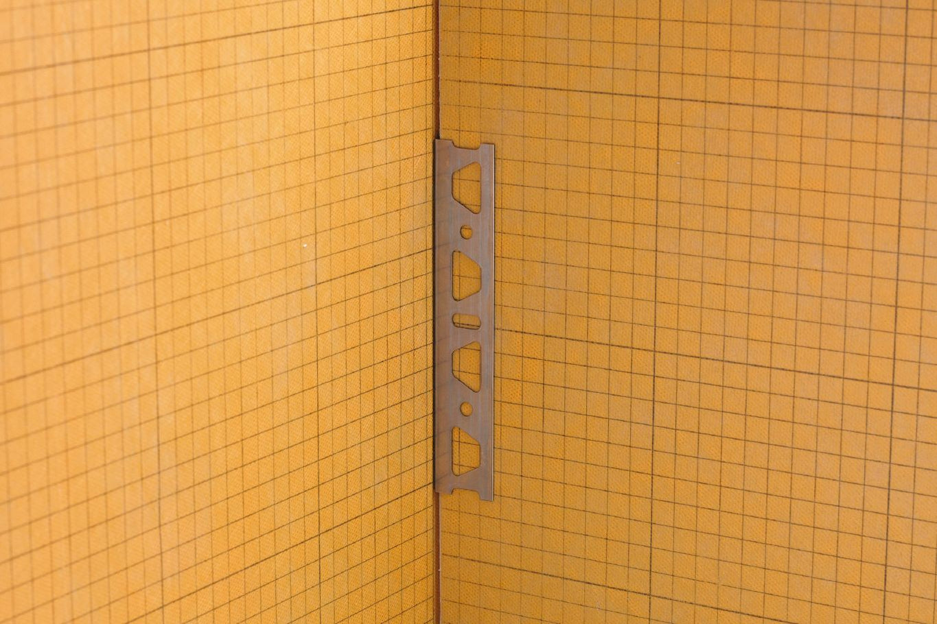 Schluter Systems Kerdi Board ZW Stainless Steel Metal Angle Profile ...